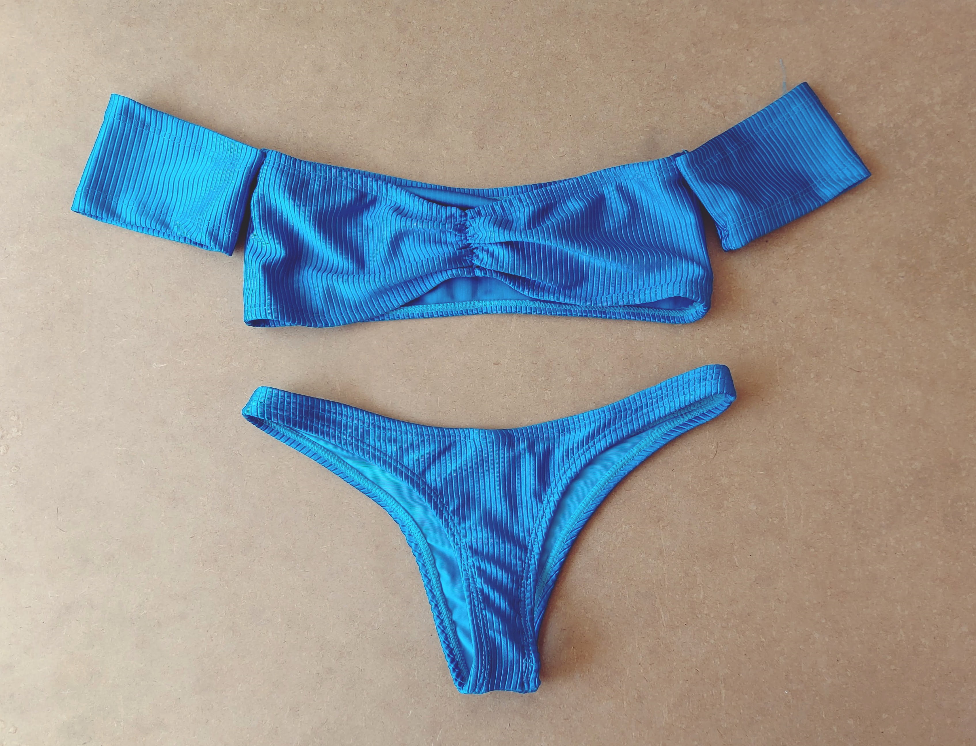 Biquini Ciganinha Azul Safira Canelado Carol Moda Praia